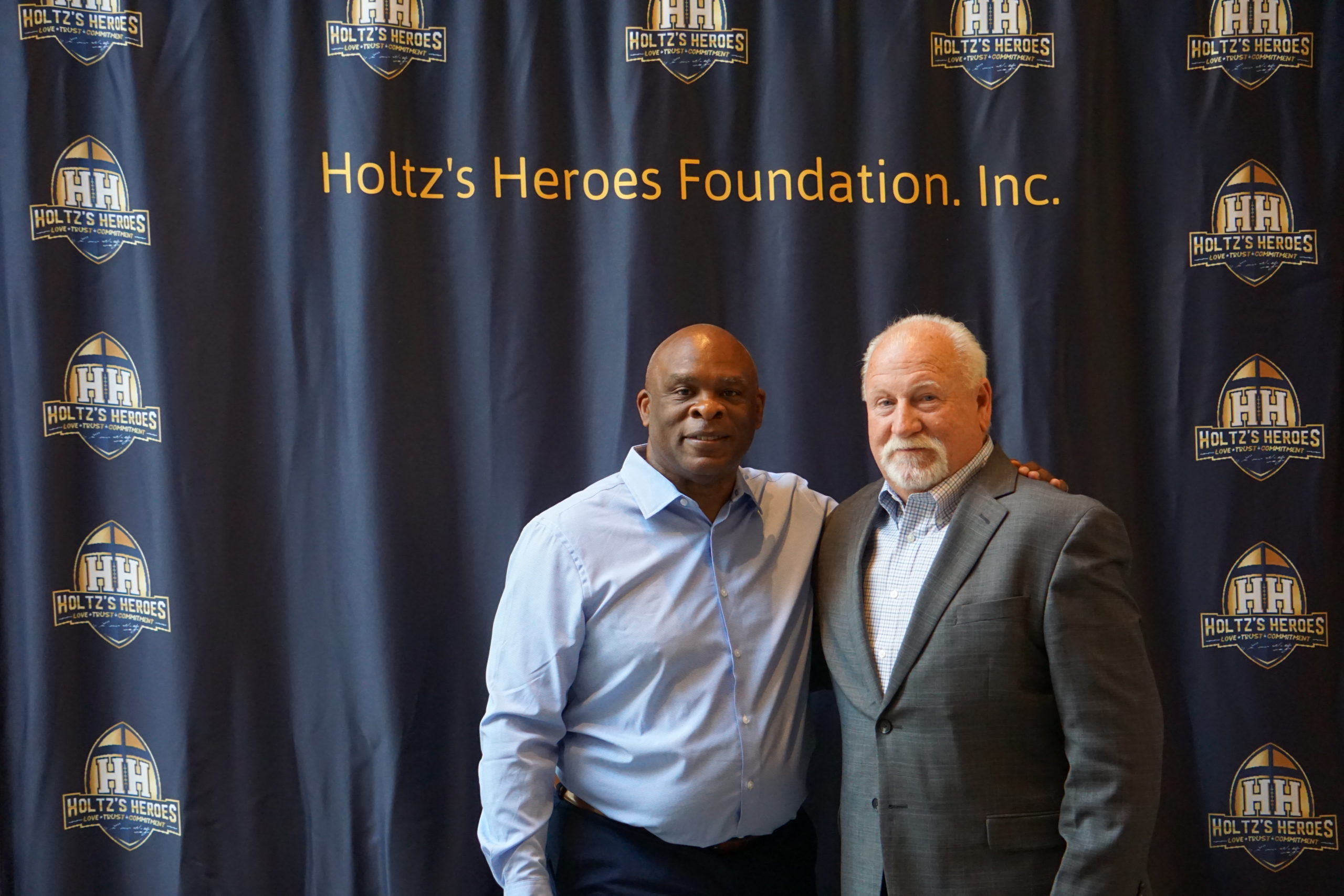 Reggie and John Alves – Holtz's Heroes